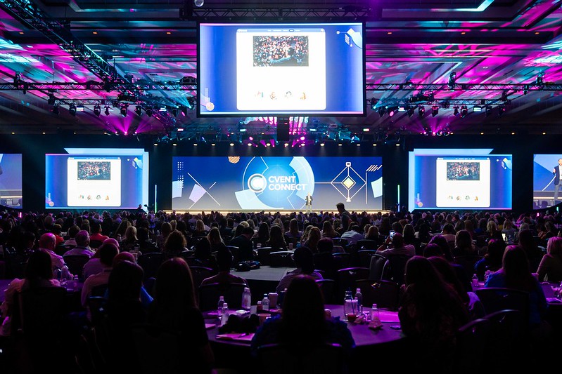 How to Organise a Large-Scale Conference in 6 Steps | Cvent Blog